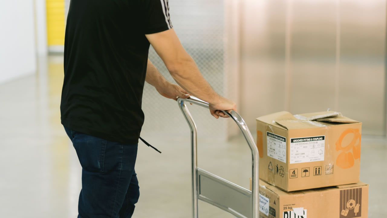 MR. B - Descubre el Secreto del Éxito Empresarial: El Almacenamiento de ...